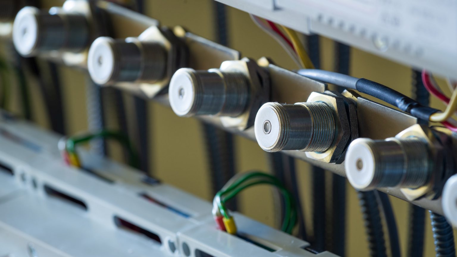 Intelligent Optical Systems Inc.